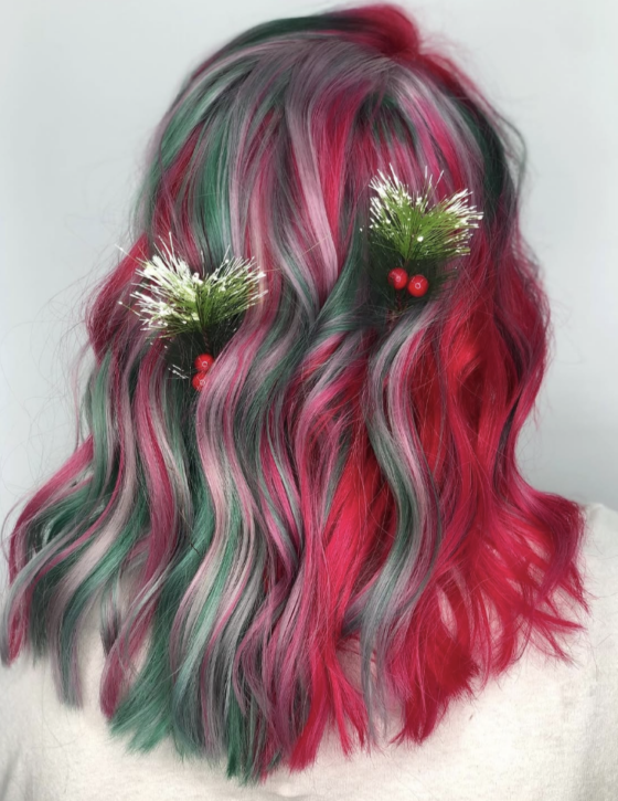 23 Beautiful Christmas Hair Color Ideas - Simply Happy Hair