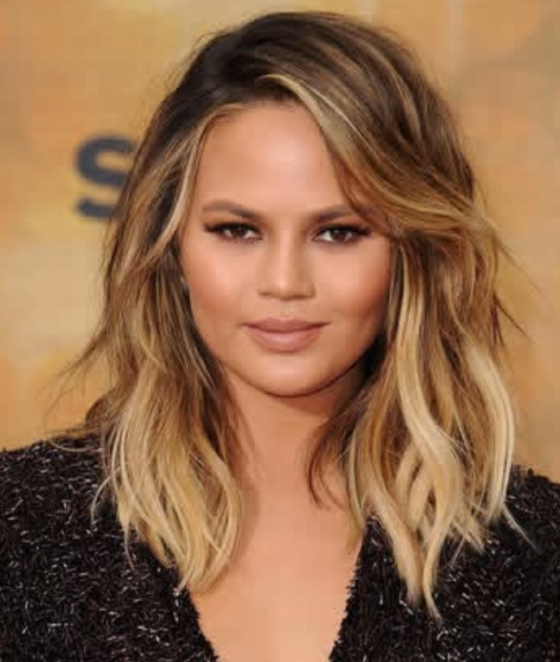 23 Perfect Haircuts for Round Faces - Simply Happy Hair