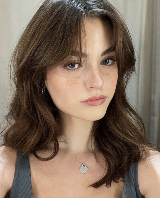 39 Gorgeous Mid-Length Haircuts You'll Love - Simply Happy Hair