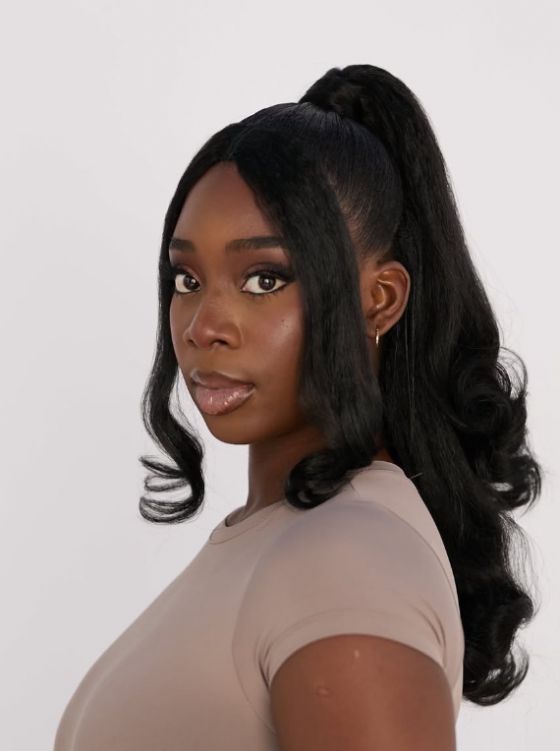 31 Beautiful Romantic Hairstyles for Your Next Date - Simply Happy Hair