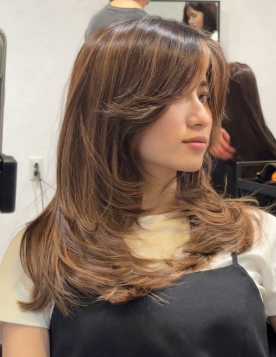 27 Beautiful Butterfly Haircuts You Should Bookmark Now! - Simply Happy ...