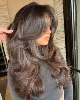 27 Beautiful Butterfly Haircuts You Should Bookmark Now! - Simply Happy ...